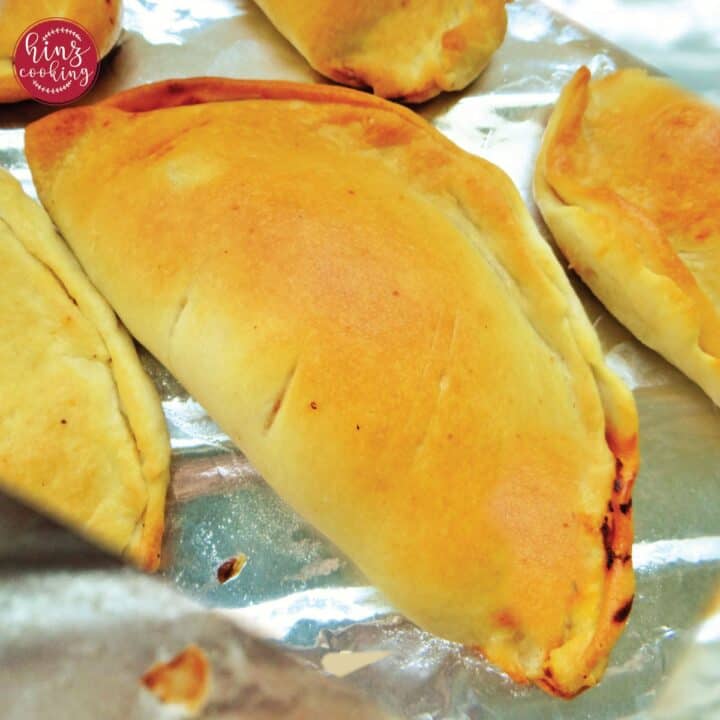 Easy Homemade Calzone Recipe (With Pizza Dough)